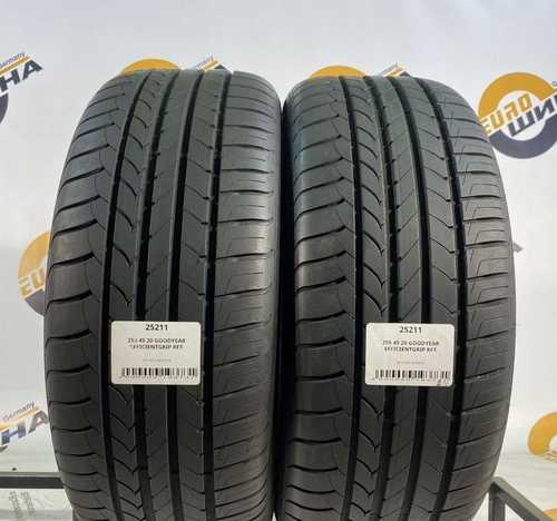 Goodyear EfficientGrip 255/45 R20 108Y