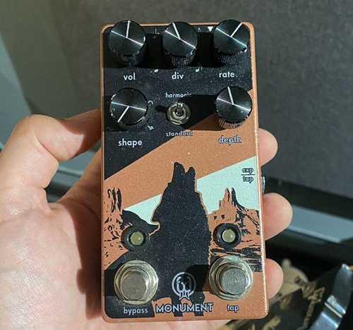 Walrus Audio Monument V2 Tremolo