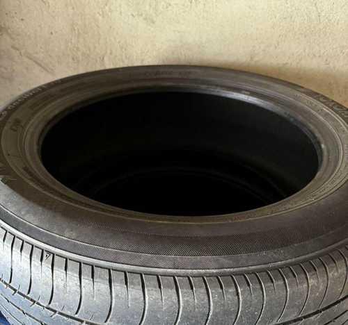 Yokohama dB Decibel E70 215/55 R17