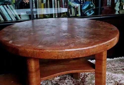 Редкий старинный круглый стол