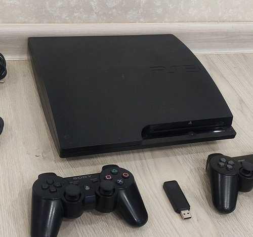 Прошитая Sony PS3 Slim 320GB, 2 геймпада   45 игр