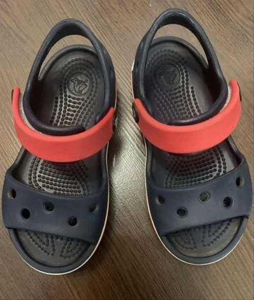 Сандалии Crocs c8