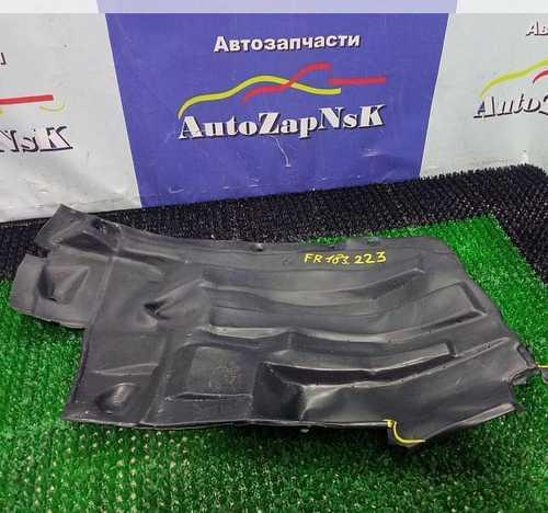 Подкрылок передний правый Mitsubishi Pajero Sport