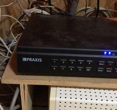 Видеорегистратор Praxis VDR6008AHD
