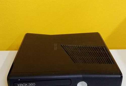Игровая приставка Microsoft Xbox 360 S 320 гб HDD