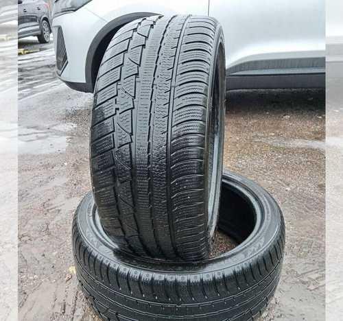 LingLong Green-Max Winter UHP 245/40 R19 98V