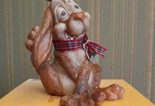 Коллекционная фигурка кролика "Флоппи", Англия