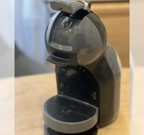 Кофеварка капсульная dolce gusto