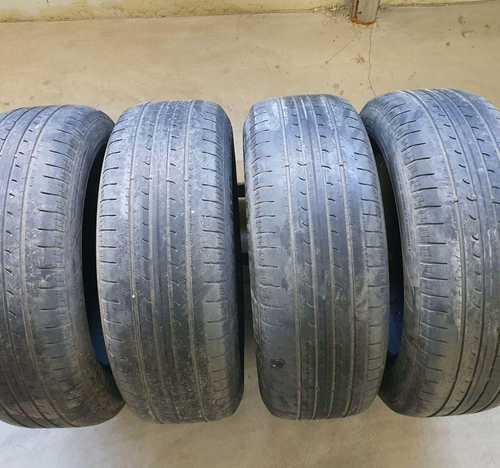 Goodyear EfficientGrip 215/60 R17
