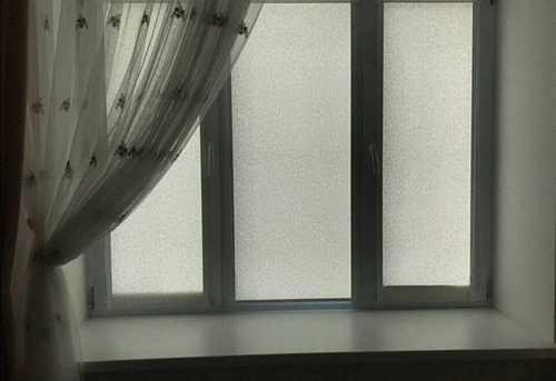 Рулонная штора на окно с направляющими