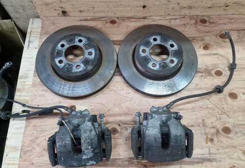Передние тормоза bmw e83 x3 m54b25 32т.км