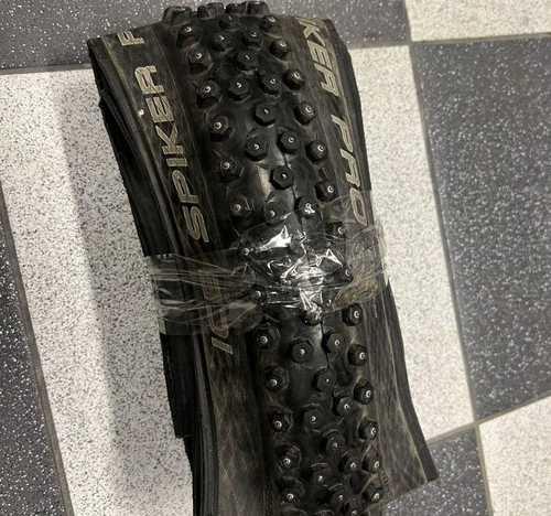 Покрышка Schwalbe Ice Spiker Pro 26х2.35