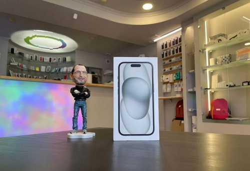 iPhone 15, 256 ГБ