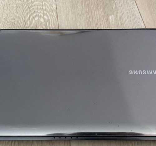 Ноутбук Samsung NP-R425L