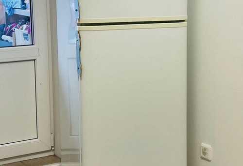 Холодильник vestel