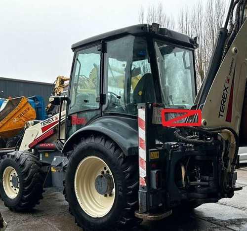 Стекло заднее нижнее для Terex 820/825/860