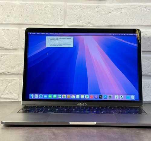 MacBook Pro 13 2019 i7/16/256gb