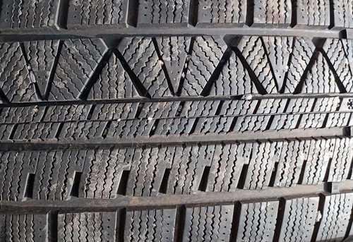Vitour Ice Line 235/65 R17 104T
