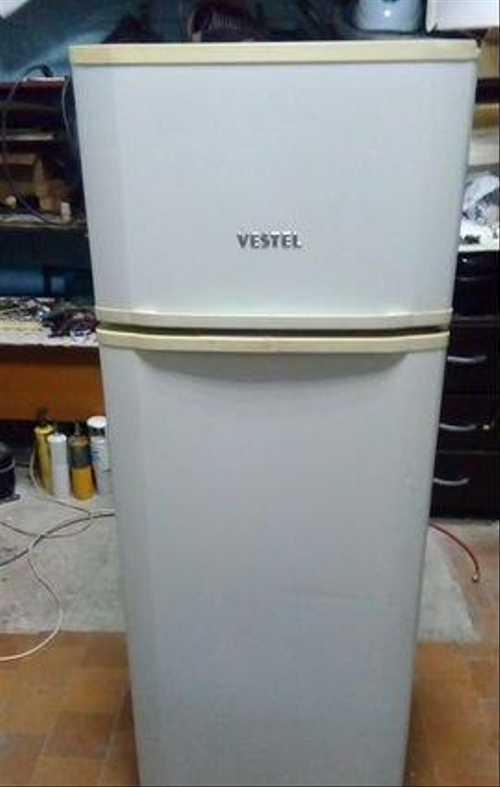 Холодильник "Vestel"
