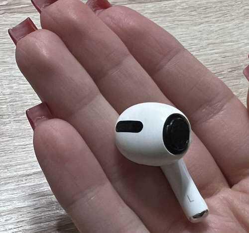 Левый наушник Airpods Pro