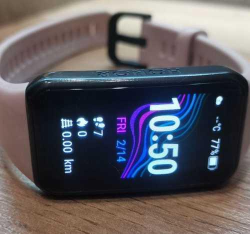 Фитнес браслет honor band 6