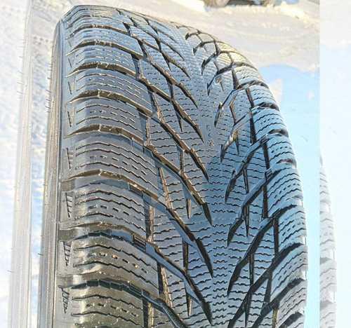 Nokian Tyres Hakkapeliitta R3 245/45 R19 102T