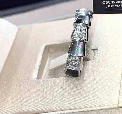 Золотое кольцо Serpenti с брил. 0,41 ct