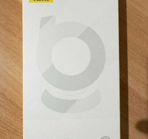 Защитное стекло iPhone 16 Pro Max