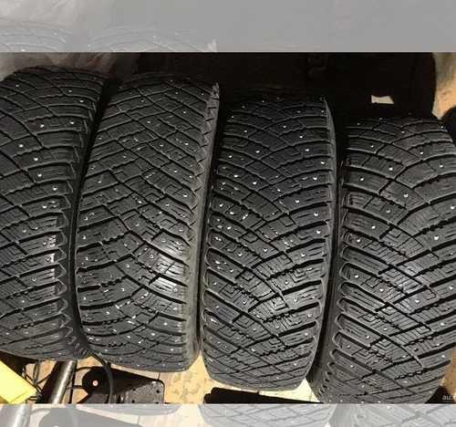 Goodyear Ultragrip Ice Arctic 175/70 R14