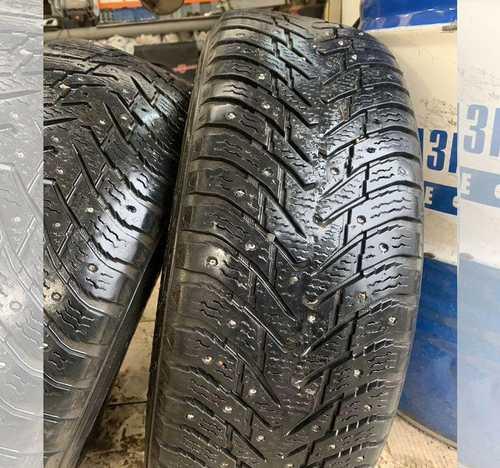 Nokian Tyres Hakkapeliitta 8 SUV 235/65 R17 108T