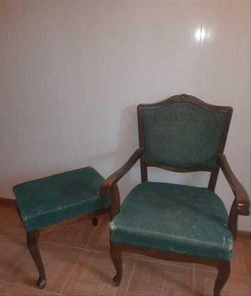 Кресло и пуфик Венгрия