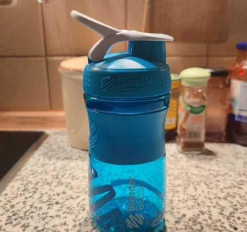 Шейкер спортивный Blender Bottle