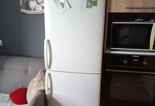 Холодильник бу LG