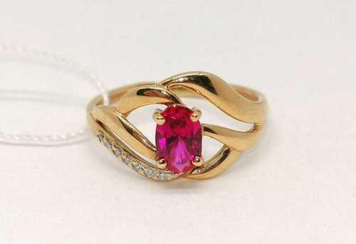 Золотое кольцо с синт. корундом и бриллиантами