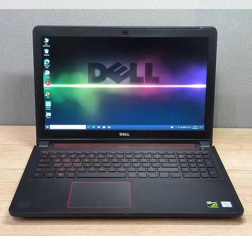 Игровой ноутбук Dell i5-7300 GTX1050/4 16/256GB