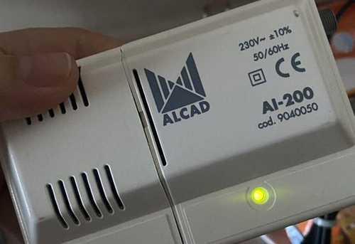 Антенный усилитель для телевизора Alcad Al-200