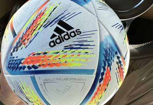 Футбольный мяч adidas FIFA Qatar 2022