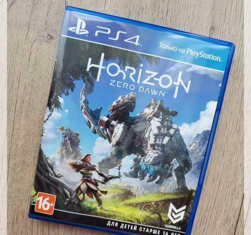 Игра диск ps4 Horizon Zero dawn б/у