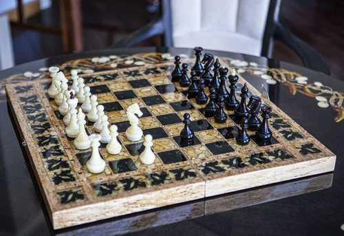 Шахматы ручной работы из янтаря доска 56х56 см