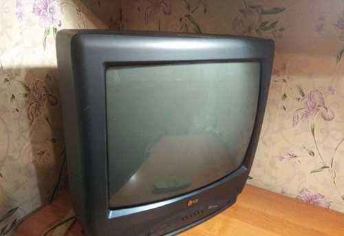 Телевизор LG (изогнутый экран)