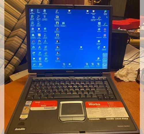 Ноутбук Toshiba satellite 2435-s255