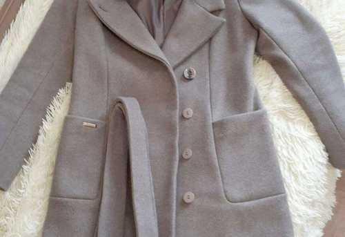 Пальто женское 44- 46