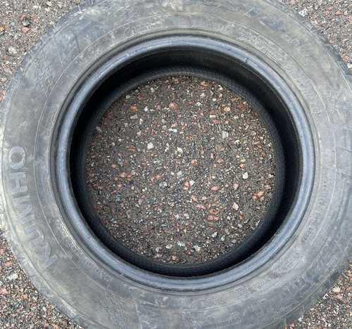 Kumho Ecsta HS51 215/60 R16 95V