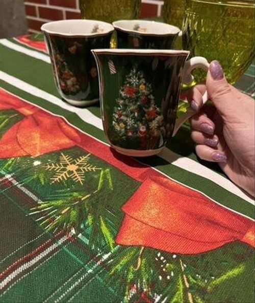 Чашки чайные новогодние фарфоровые
