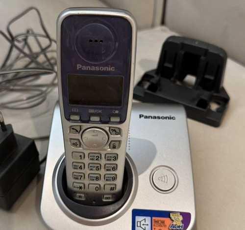Телефон стационарный Panasonic KX-TG7205RU