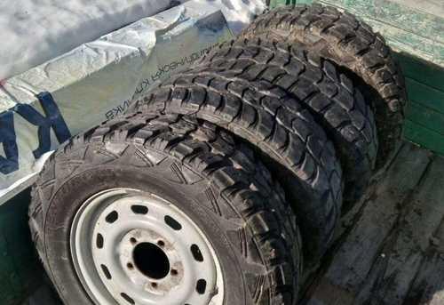 Yokohama Geolandar A/T G015 215/65 R16