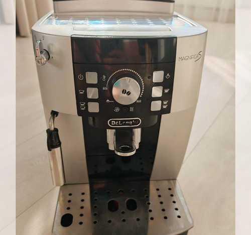 Кофемашина delonghi ecam 21.117.sb