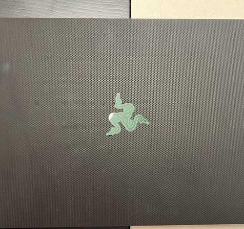 Razer Blade 16 13950HX,32 gb, 2TB,RTX 4090