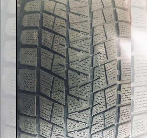 Bridgestone Blizzak Ice 265/65 R17