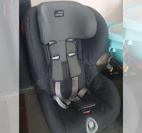 Автомобильное кресло britax romer